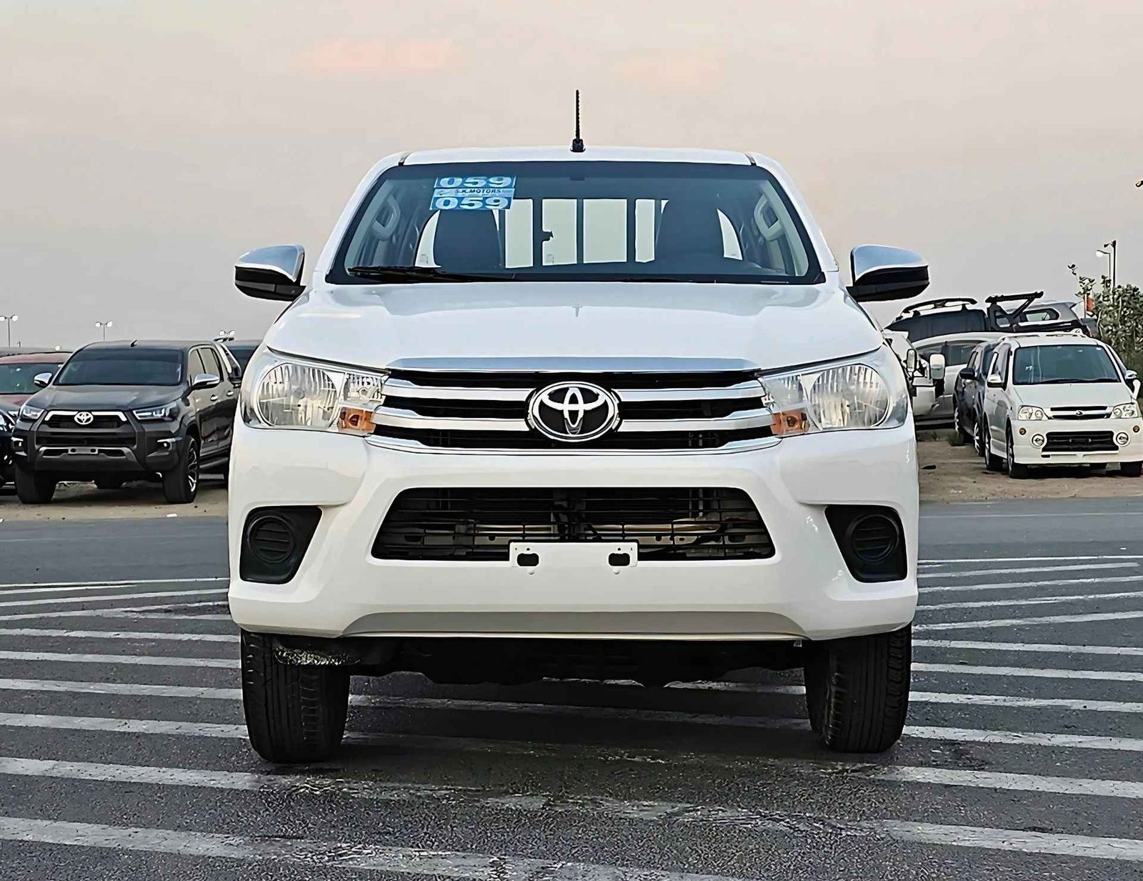TOYOTA HILUX GLX 2017 PETROL V4 2.7L A/T