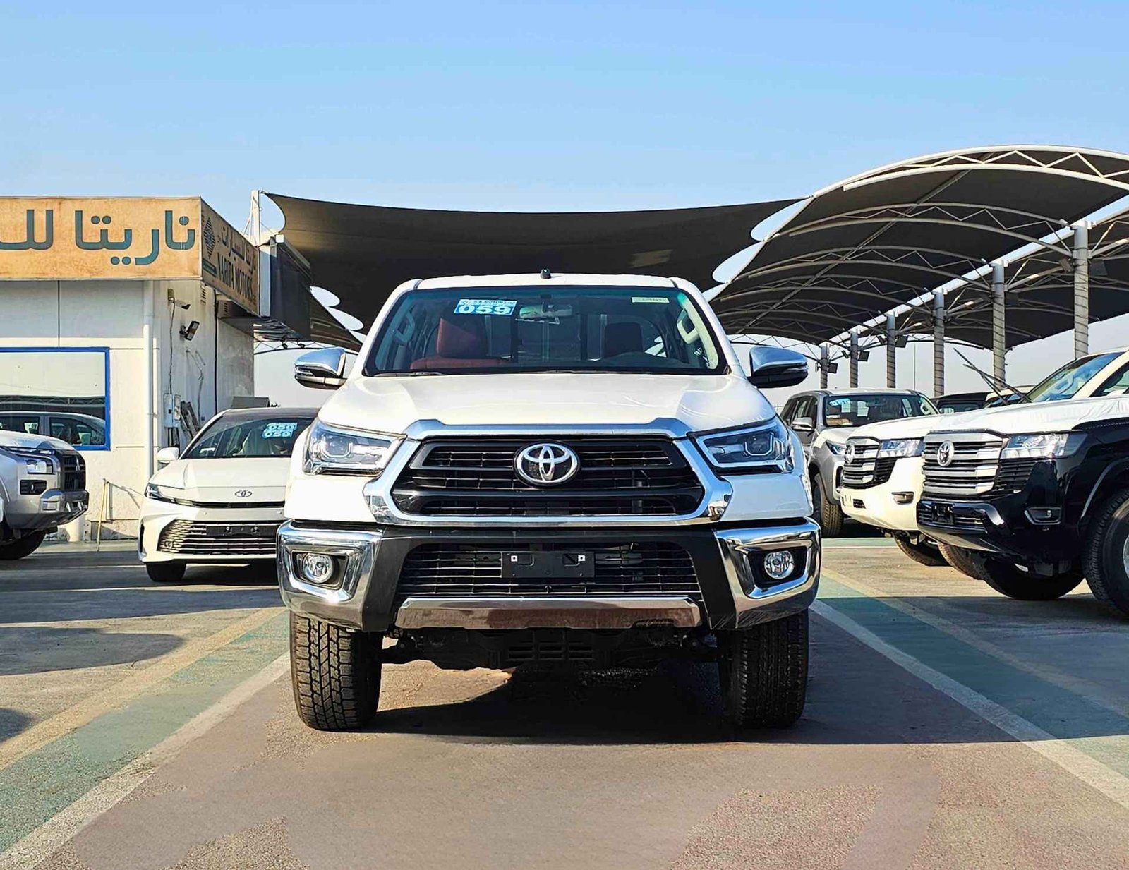TOYOTA HILUX SR5 2025 PETROL V4 2.7L M/T - SK Motors Fzco