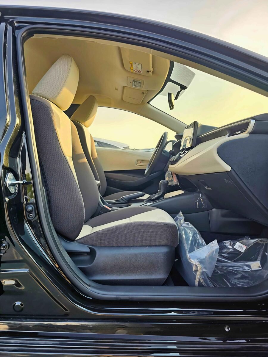 Reliable Toyota Corolla XLi 2025 – Fuel-Efficient Sedan for Export