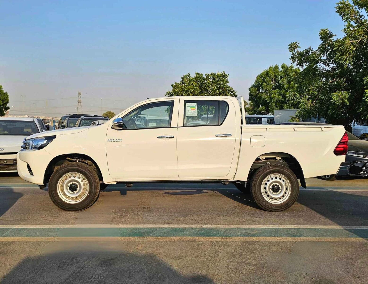 Unstoppable Toyota Hilux DLX-G 2025 – Rugged 4x4 Diesel Pickup Built ...